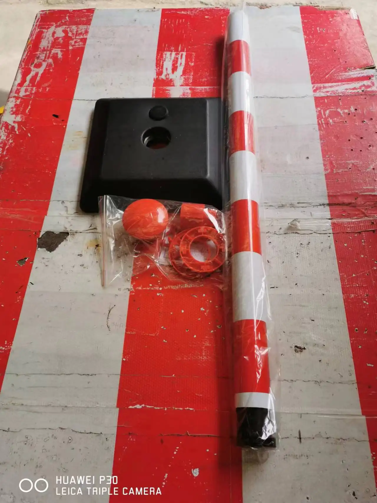 Movable Warning Post Base Hollow Sand Injection Sign Post Isolation ...