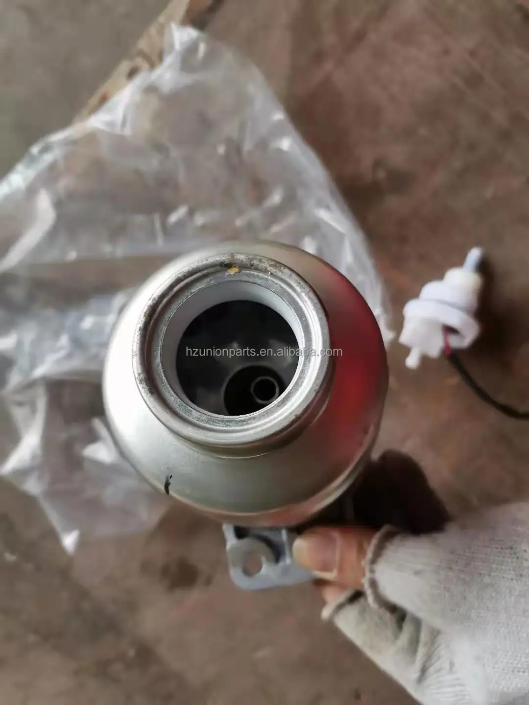OEM 31910-4E100 Fuel Filter Complete for Kia Bongo | Replacement Fuel ...