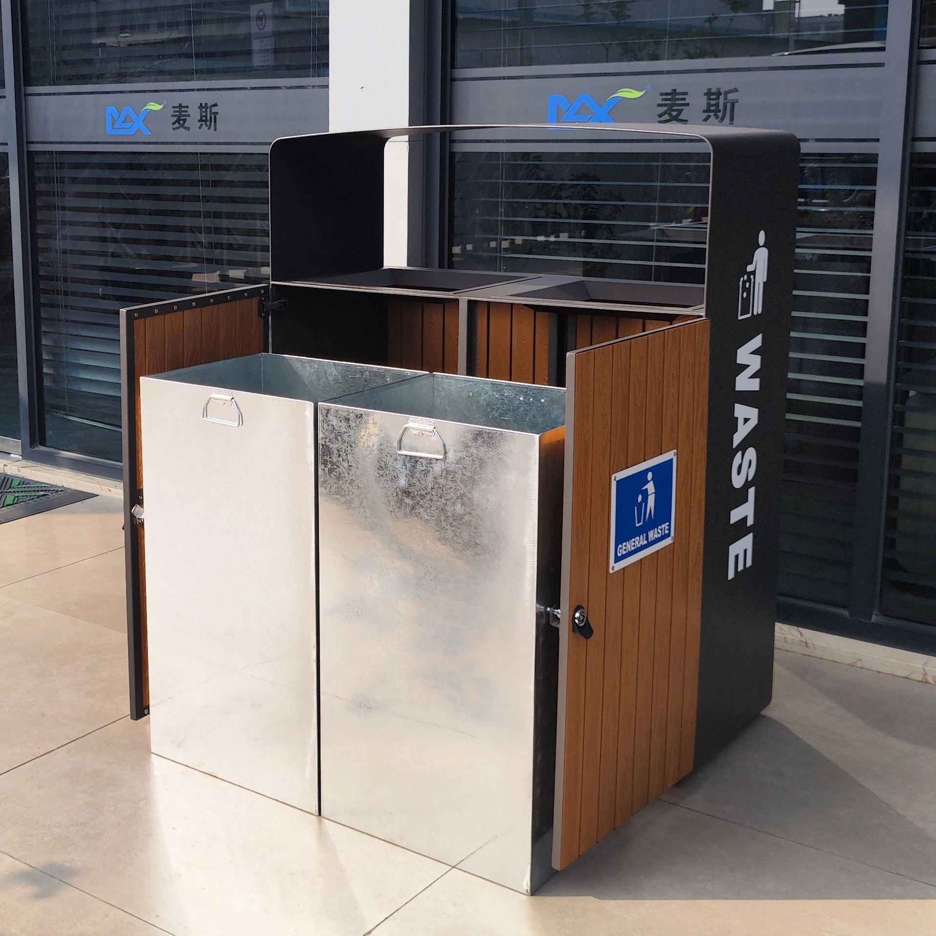 Outdoor Commercial Garbage Bin and Park Rubbish Bin Wood Dustbin for ...