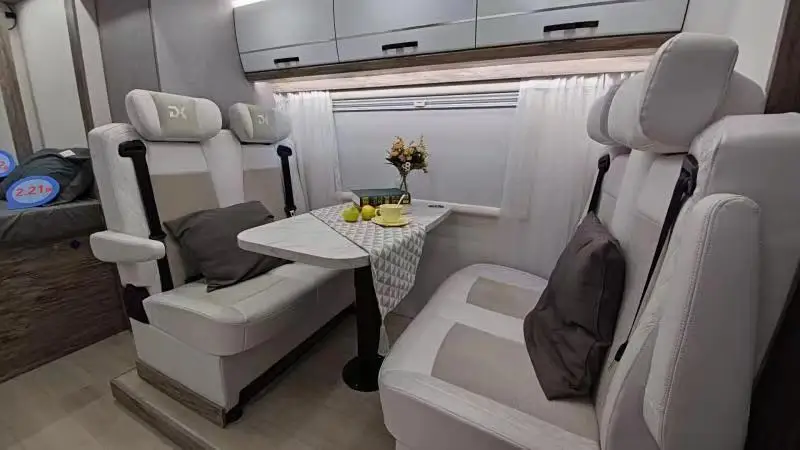 Silver Gray Aluminum Lifting Table Leg for RV Stability