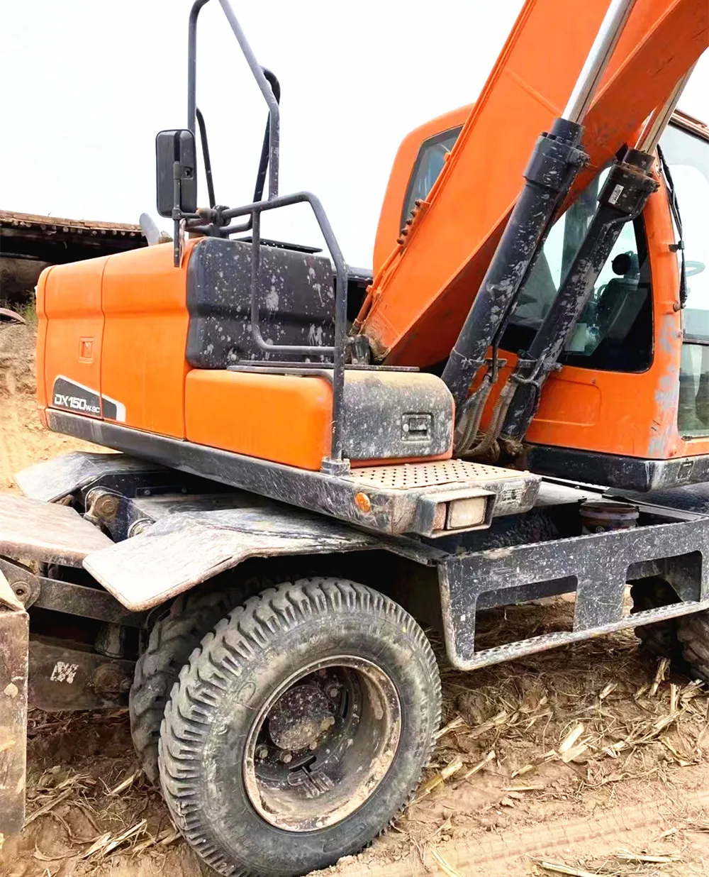 Original Used Doosan Dx 150 Wheel Excavator In Good Condition Doosan 15 ...