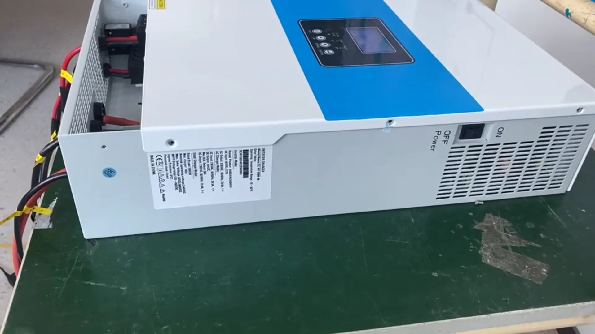 3.5kw 5.5kw 220vac Off Grid Hybrid Solar Inverter Mppt Solar Charge ...