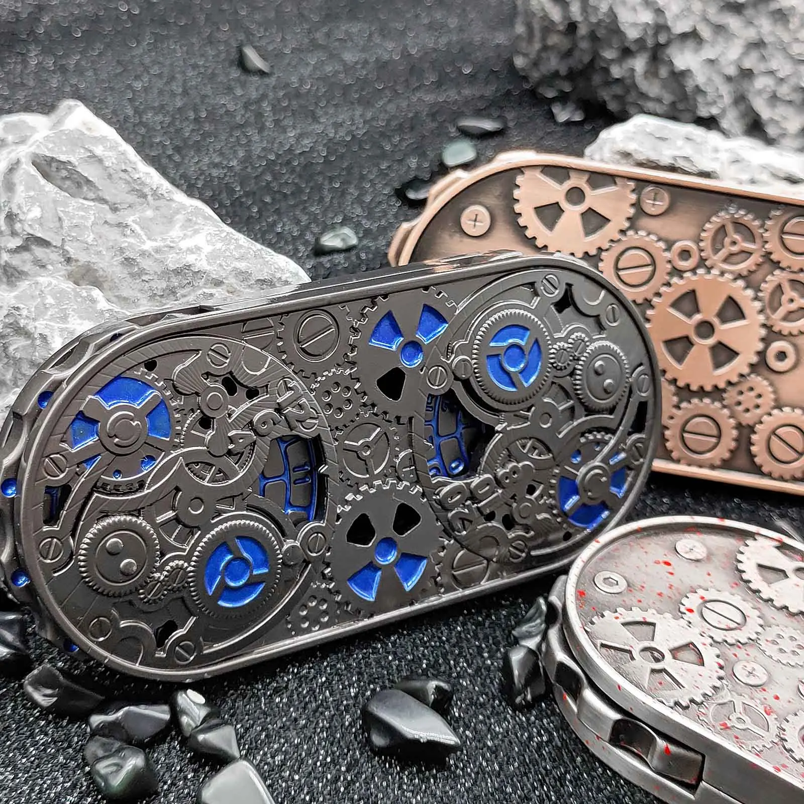 Cyberpunk Blood Spinner Double Creative Hollow Roulette Board Games ...