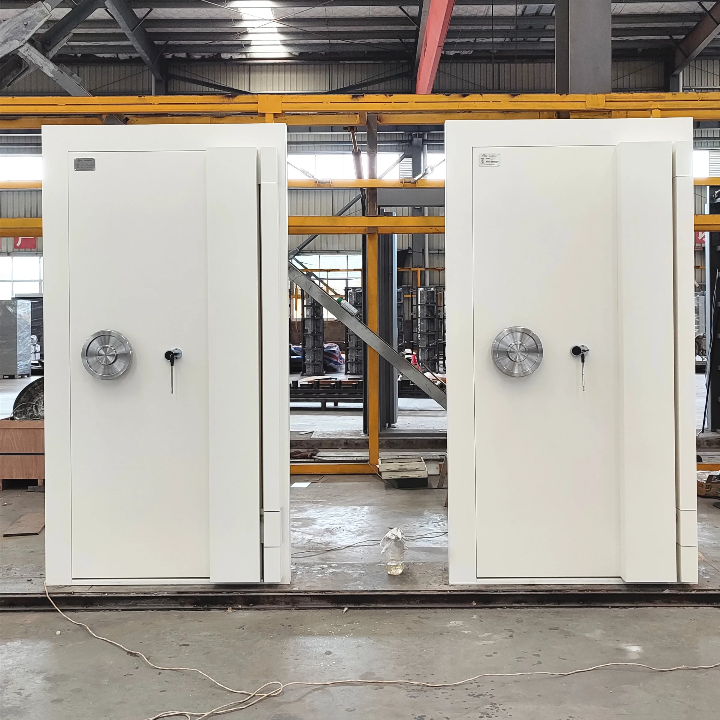 Custom Fireproof Safe Vault Door White Color Steel Vault Door - Buy ...