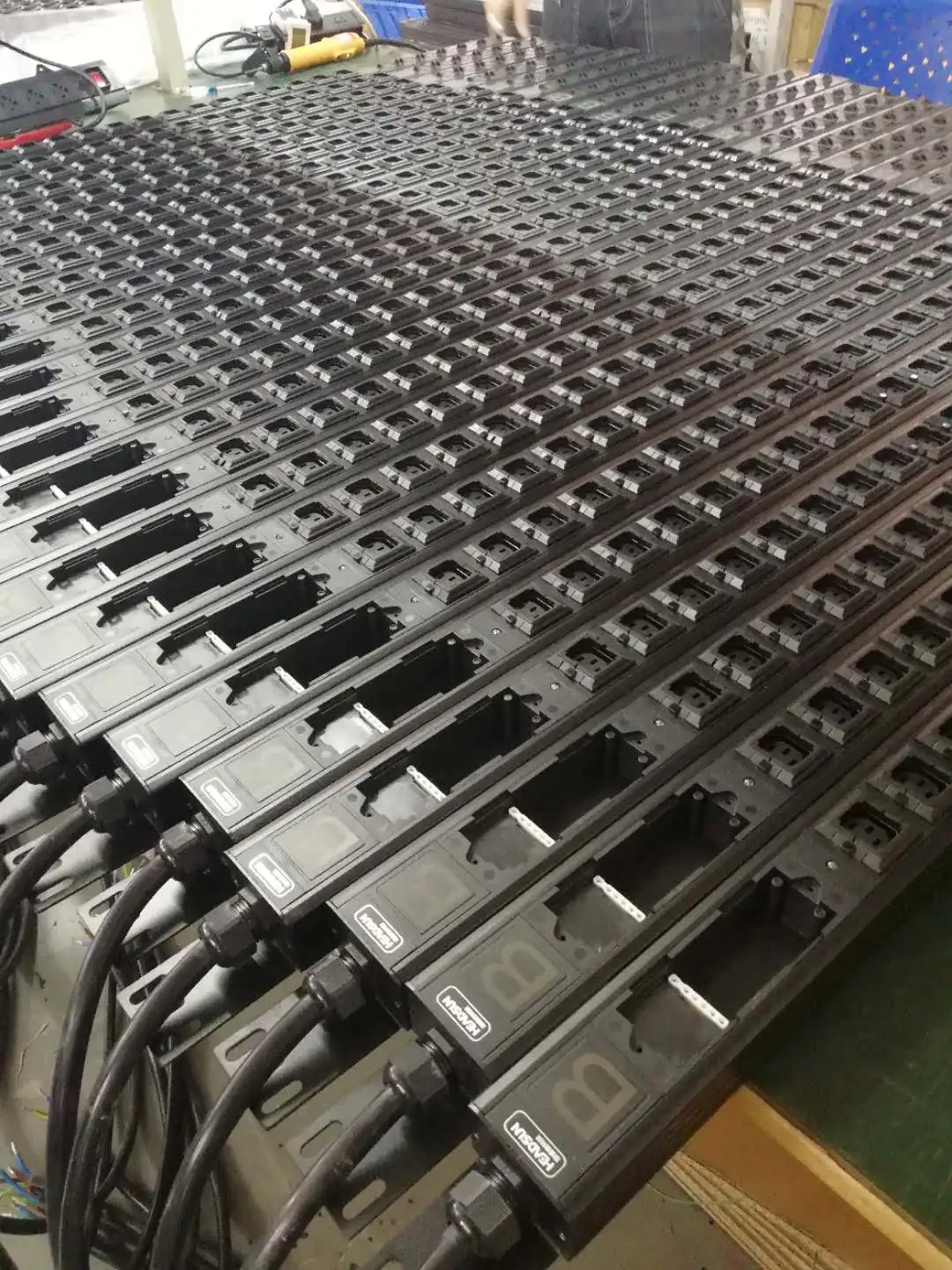 2023 8-bit Intelligent Pdu Cabinet Plug-in Data Center Remote Sub ...