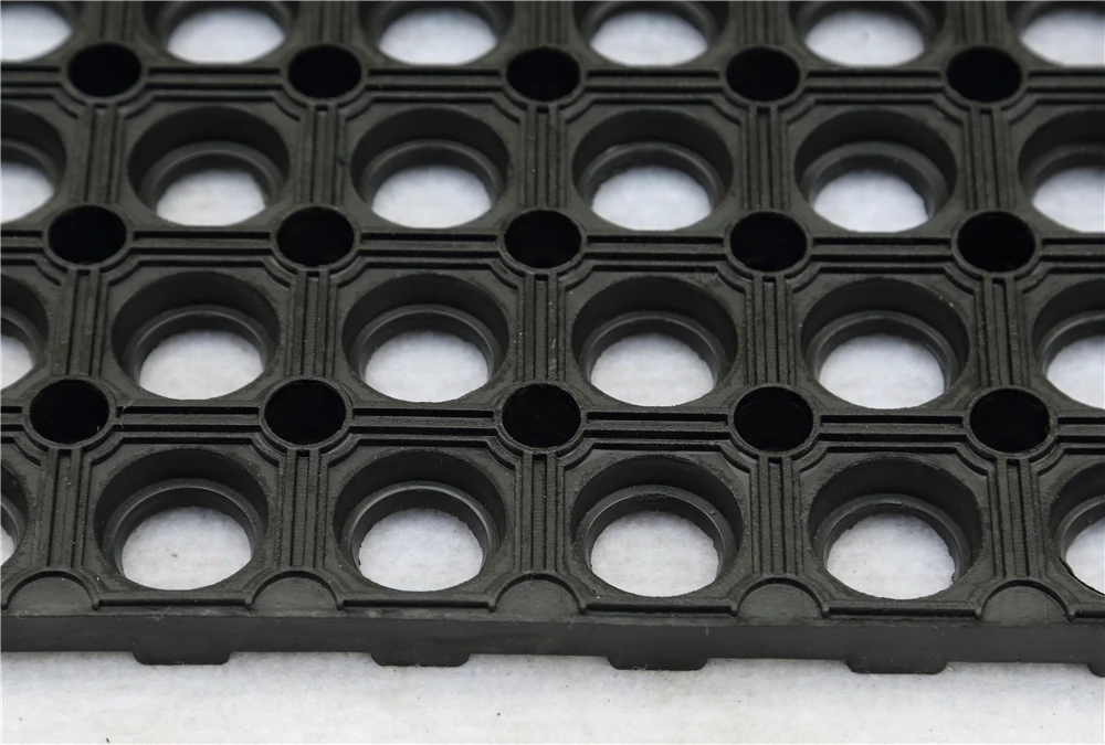 Perforated Rubber Mat - Anti Fatigue & Drainage Solutions