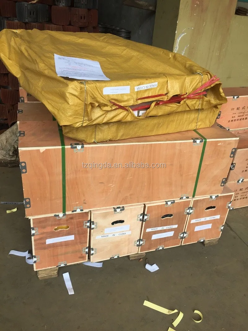 Floating Oxygen Aerator Aquaculture Equipment - Buy Produce Oxygen ...