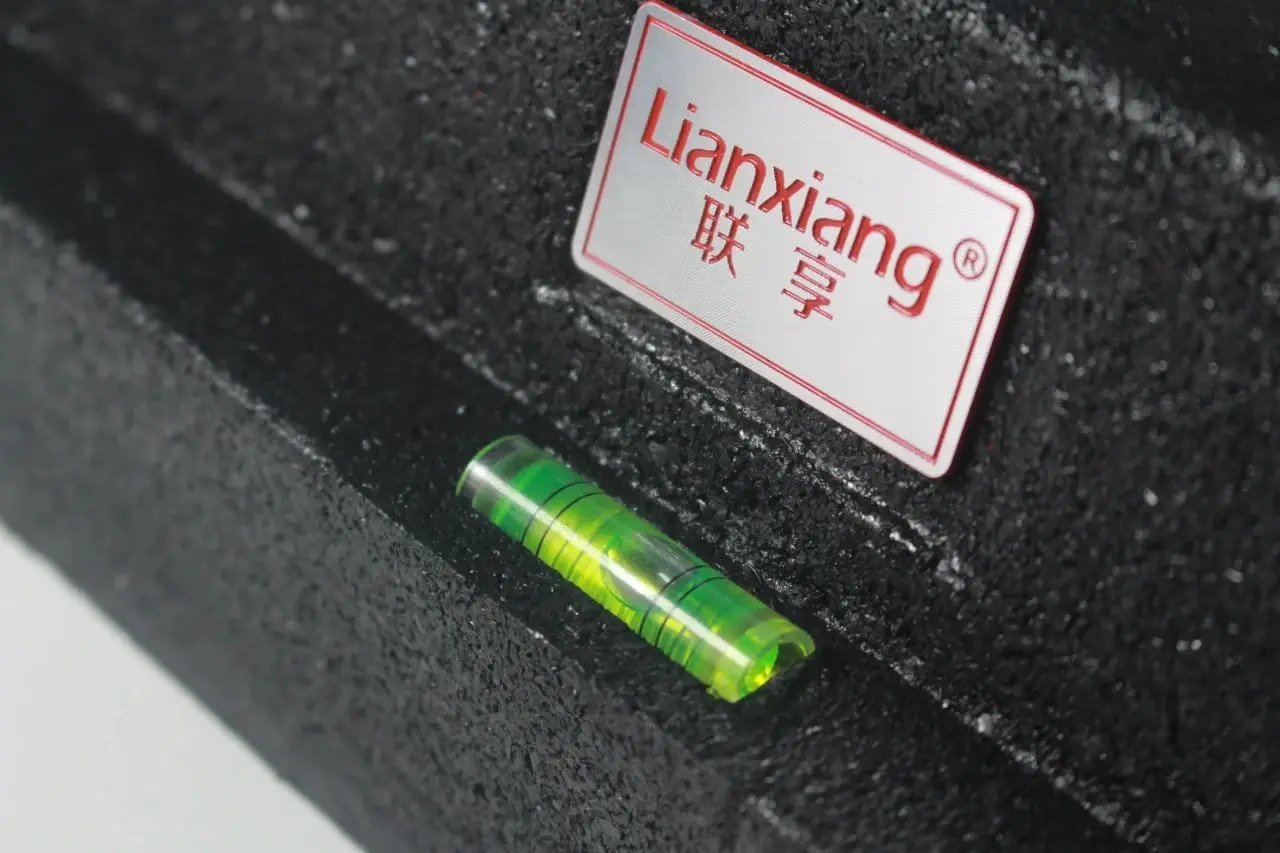 Lianxiang Anti-Vibration Rubber Risers for HVAC Support