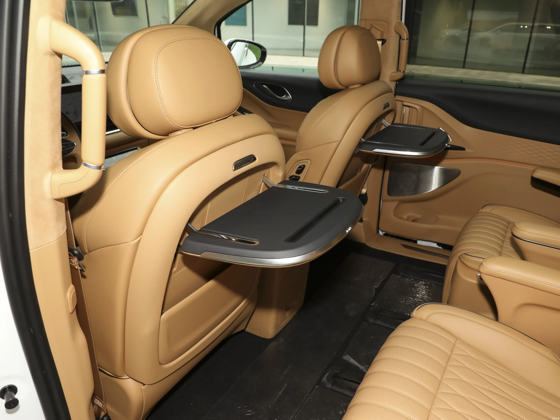 Electric Car 2024 Lantu Version Voyah Dreamer Ev 7 Seat Medium Big Mpv ...