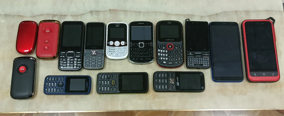 Alibaba.com: Sprint Full Keyboard Phones Qwerty Verizon 2020 At&T 2021 ...