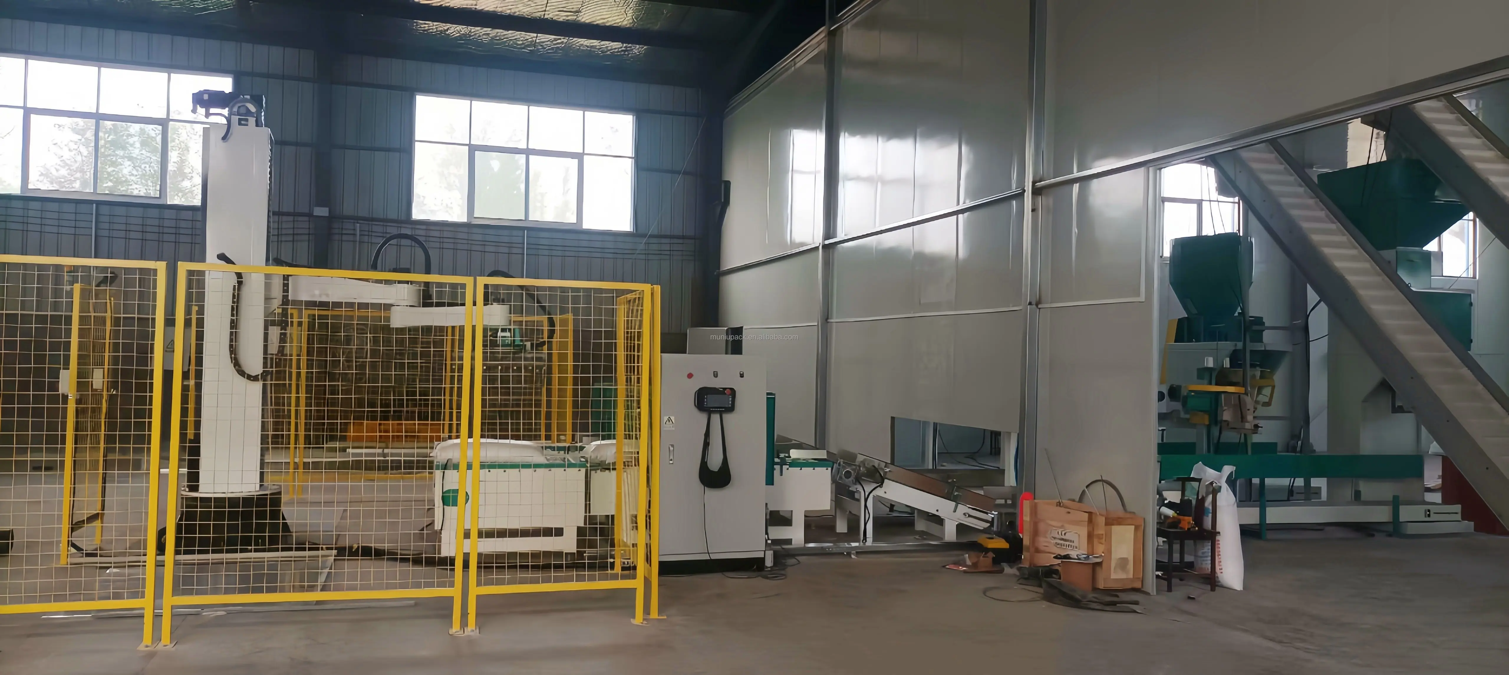 Automatic Low Cost Palletizing Machine 25kg Woven Bags Pallet Stacking ...