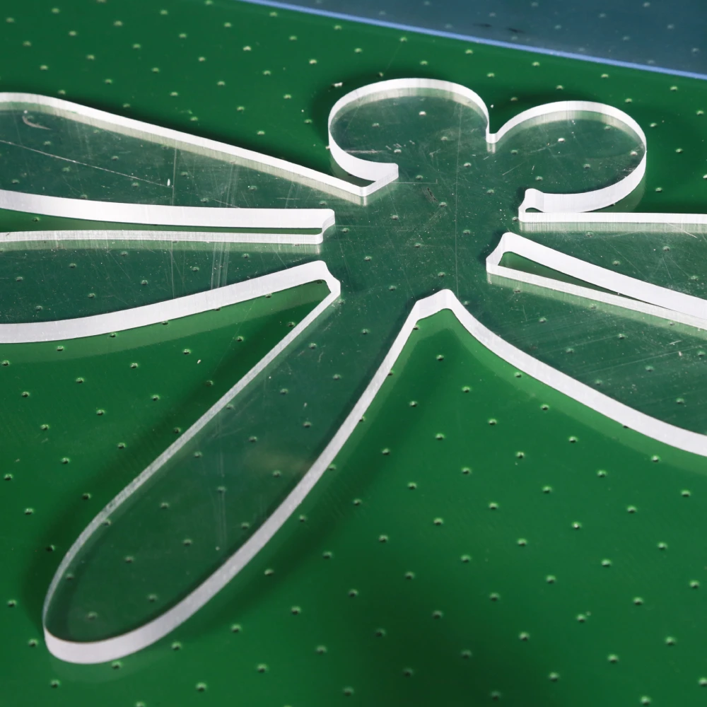 Richpeace Template Cutting Machine - Precision & Speed