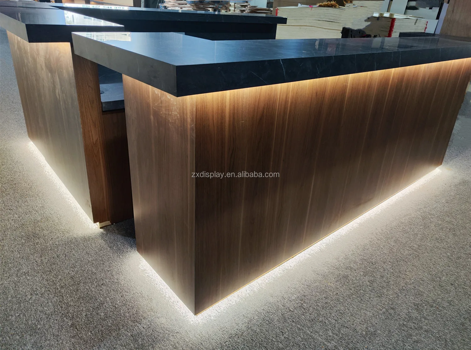 Customized Service Counter Bar Counter for High End Men Clothes Store ...