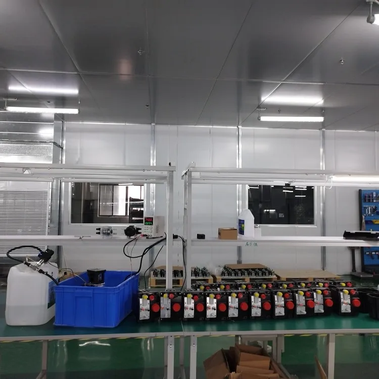 5505779 A060T633 Original Truck Urea Dosing Pump5505779 A060T633 ...