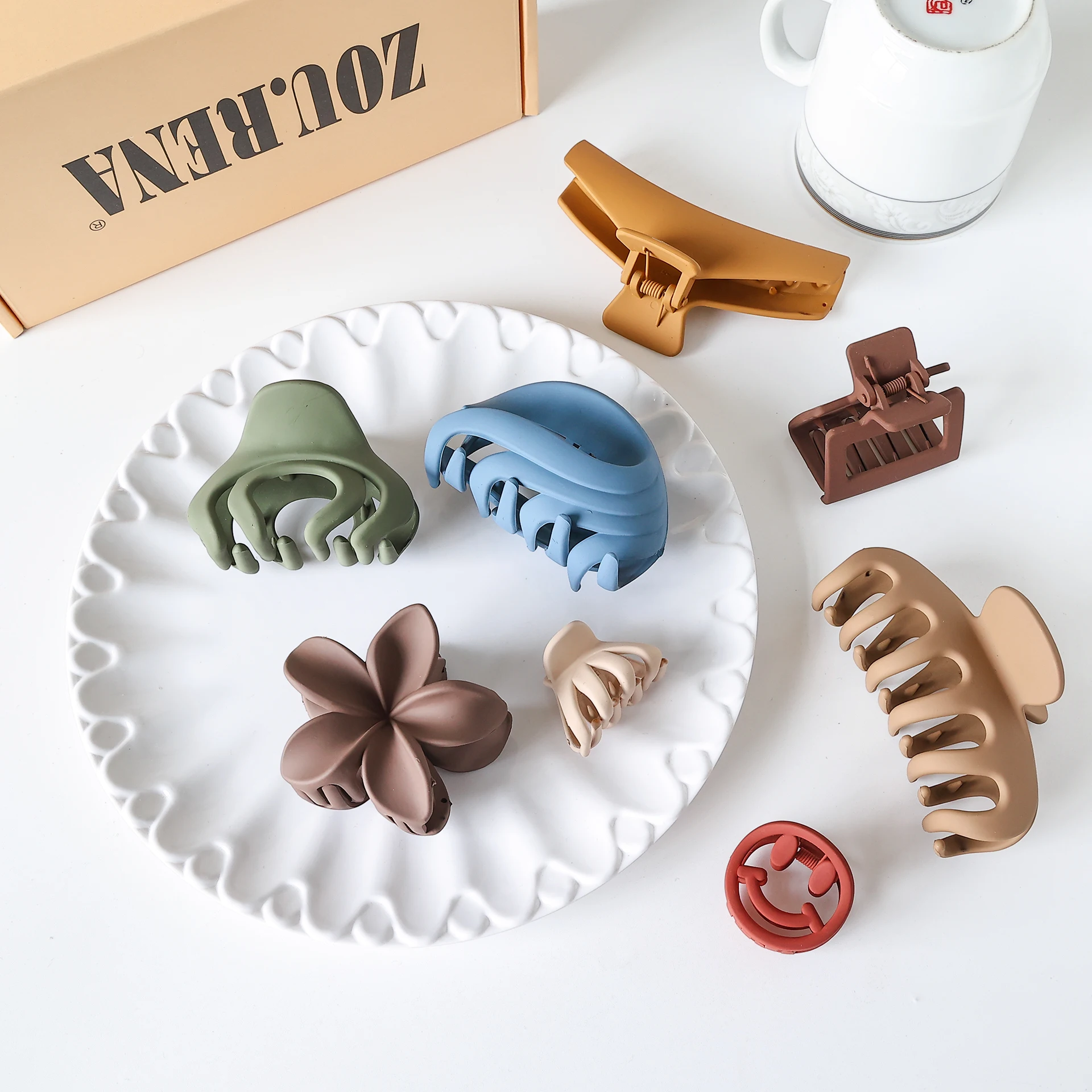 Custom Recycled Plastic Hair Claw Clips - Sustainable & Stylish