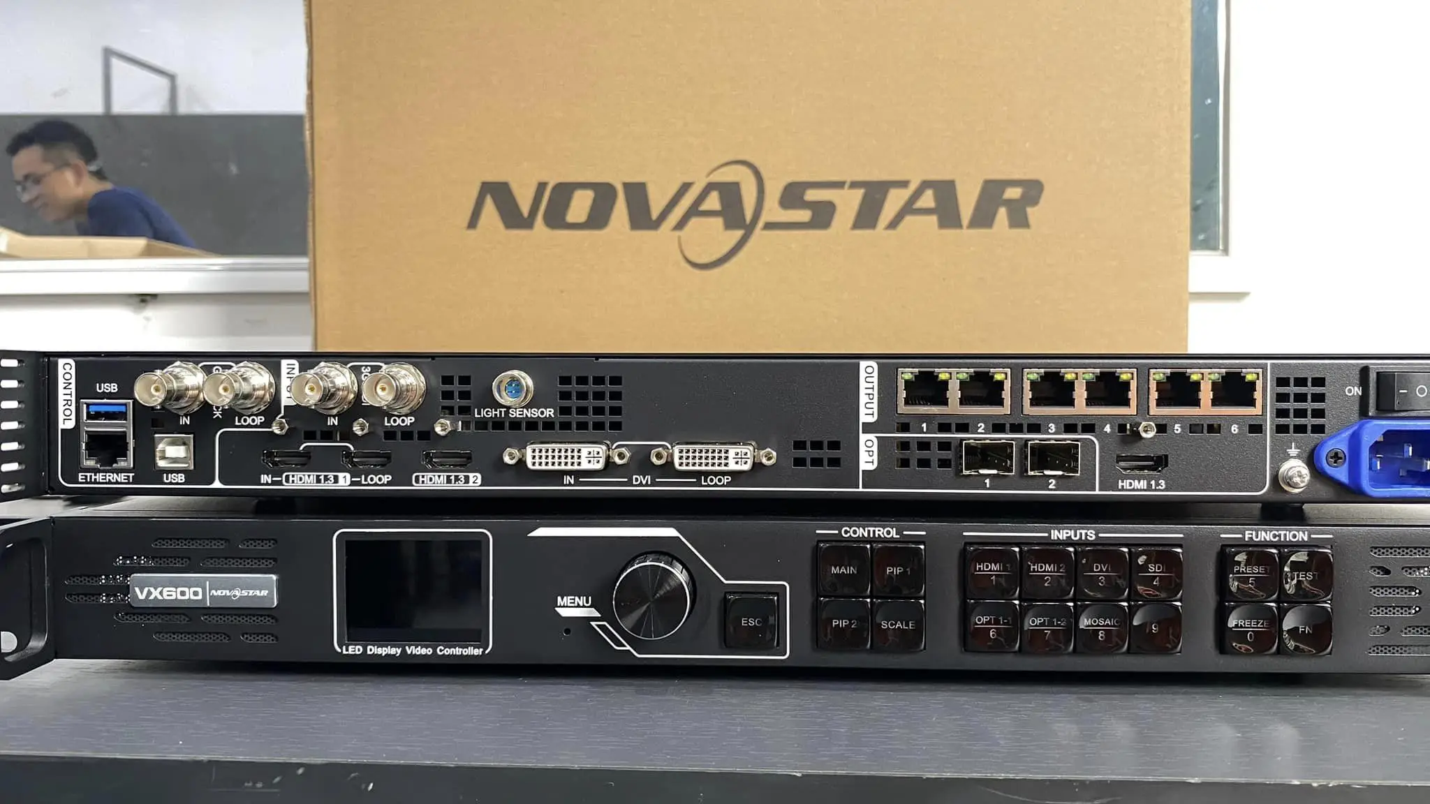 Novastar VX400 VX600 VX1000 Video Processors for LED Screens