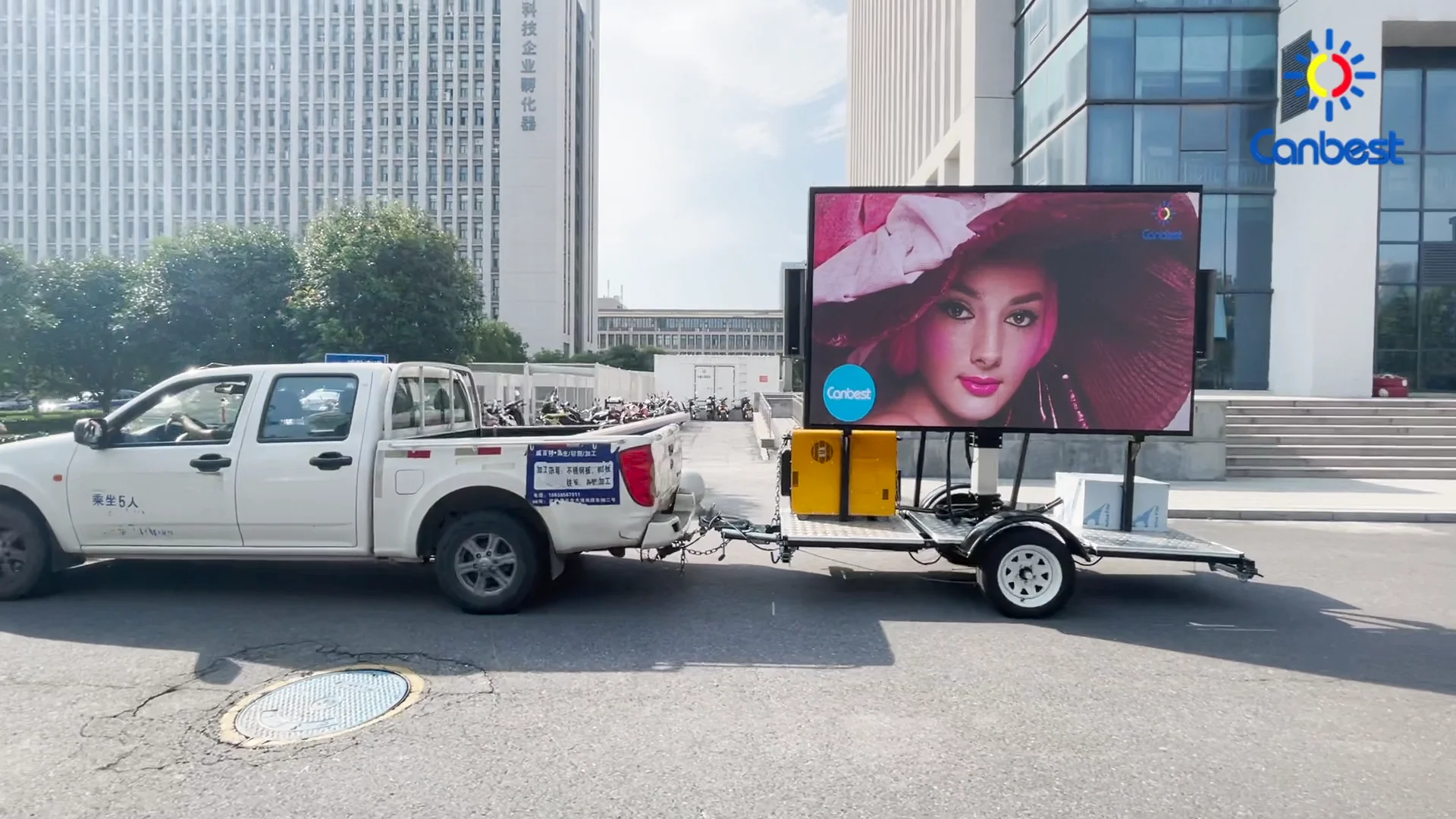 Mobile Led Billboard Advertising Display Screen Trailer - Buy Led ...