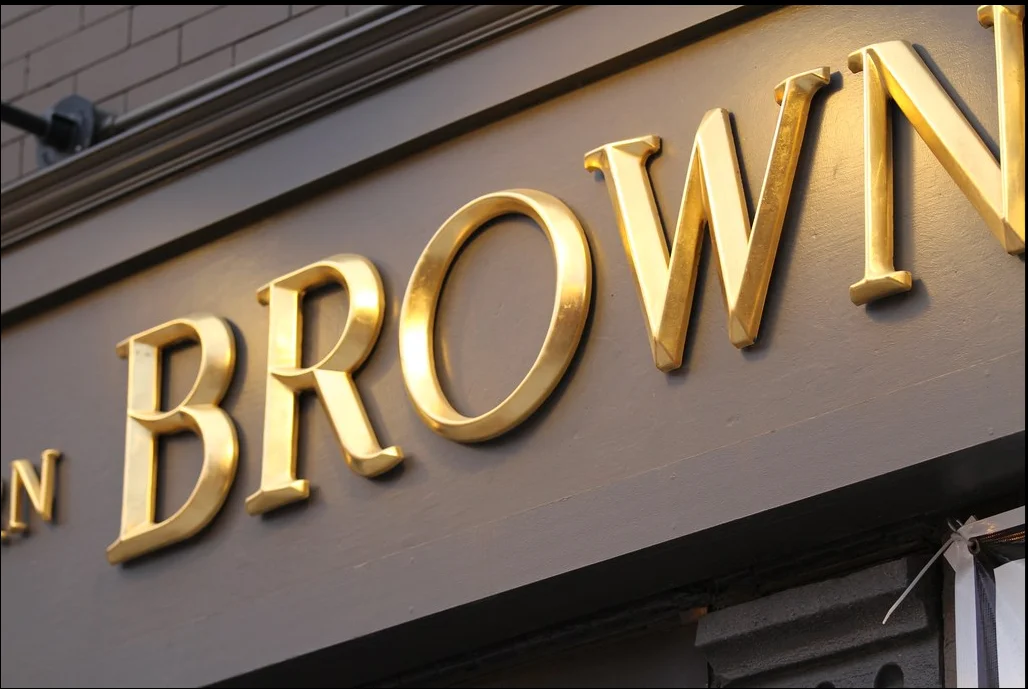 Hongsen Custom Gold Channel Letter Led Soild Acrylic Back Lit Sign For ...