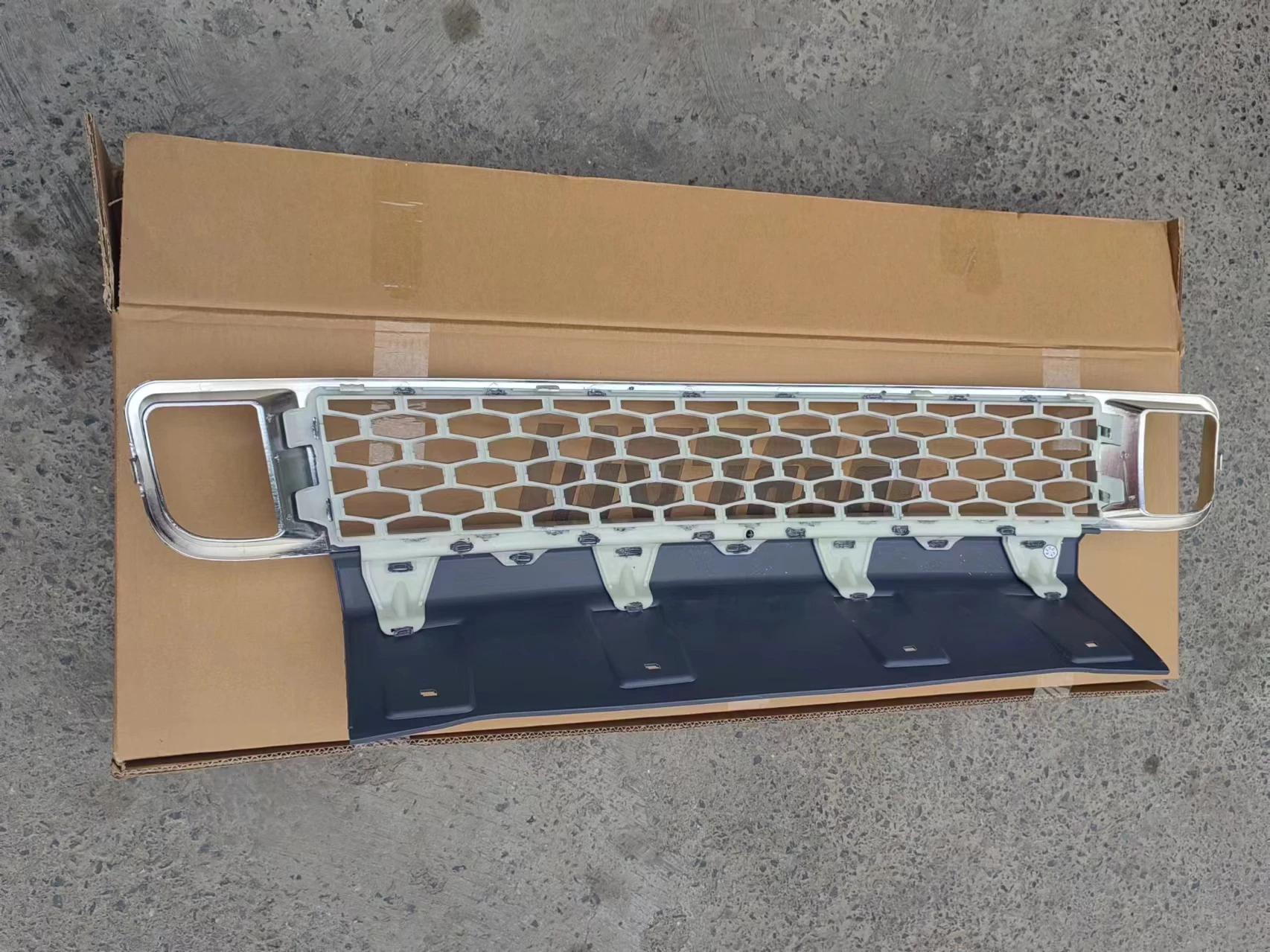 前格栅前下格栅，带拖车盖lr023778 Lr026421，适用于揽胜时尚20010-2012 L322 - Buy 前下格栅下拖车盖 ...