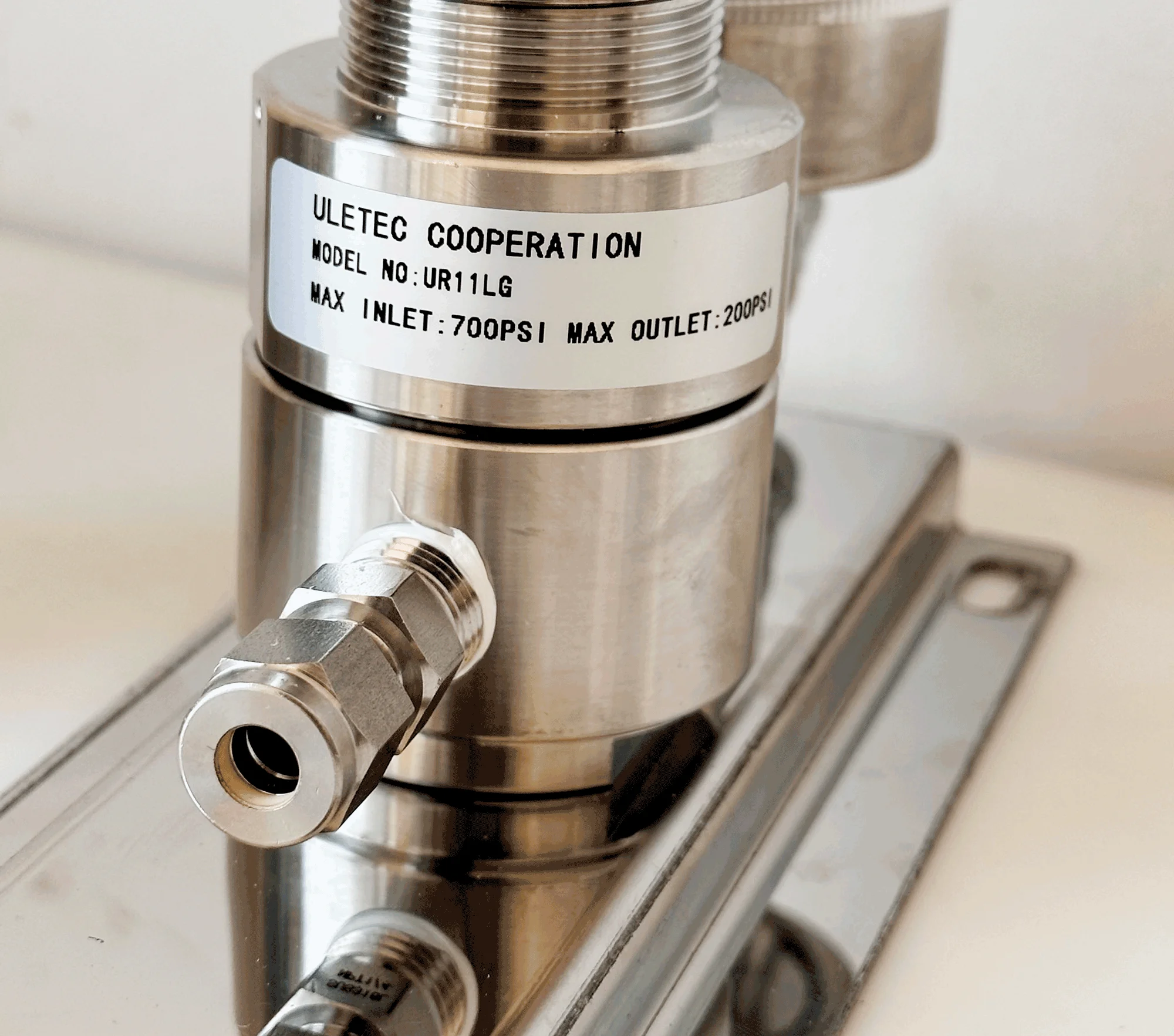 Gas Control Panel Dual Stage Pressure Regulator Inlet and Outlet ...