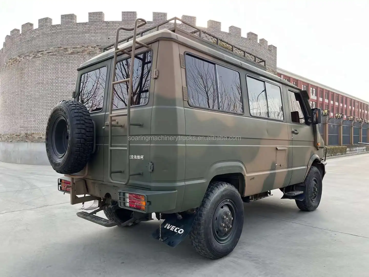 IVECO Mini Tipper Truck - Reliable Diesel Cargo Solution