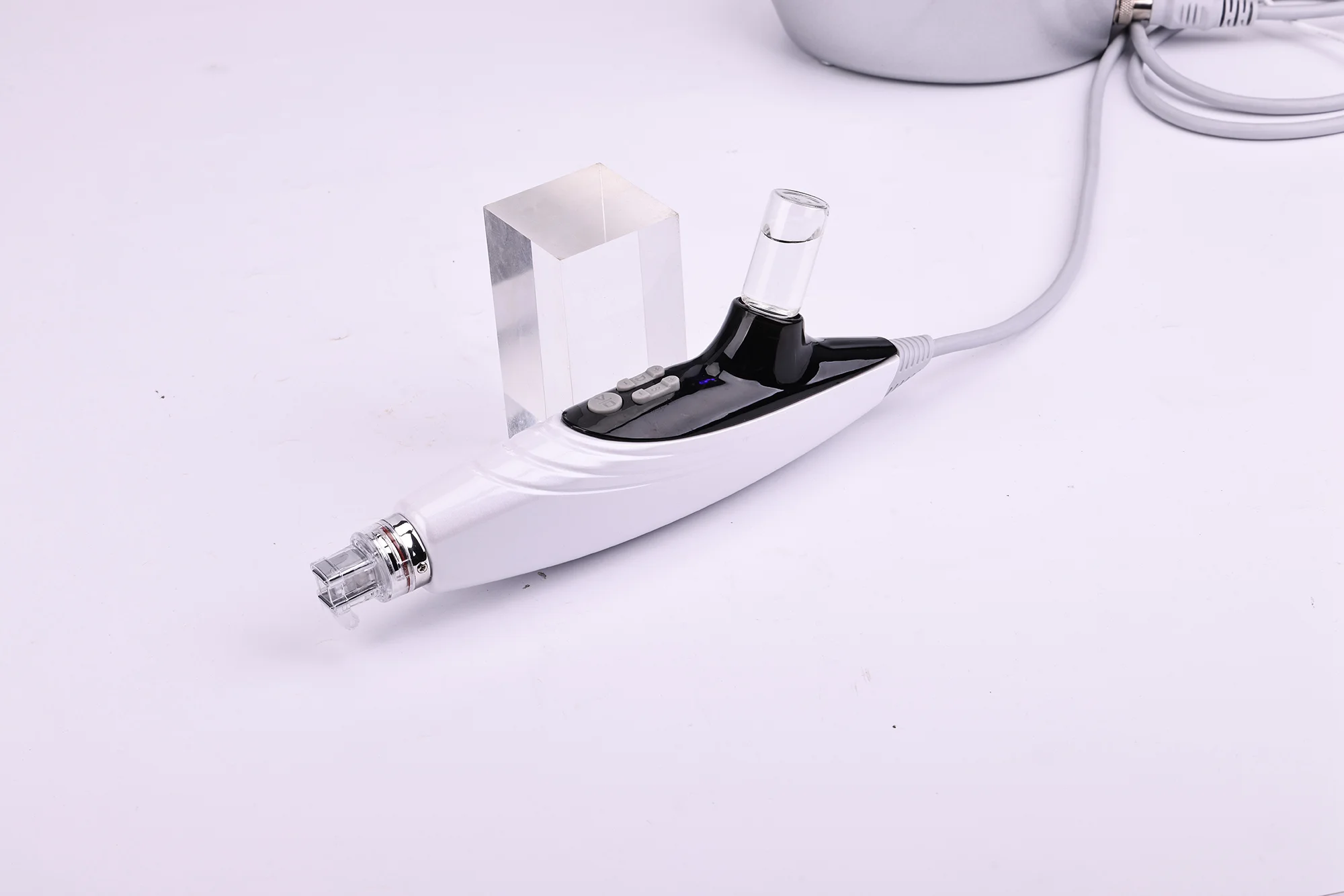 2023 Non Invasive Ems Radio Frequency Needle Free Microneedling Facial ...