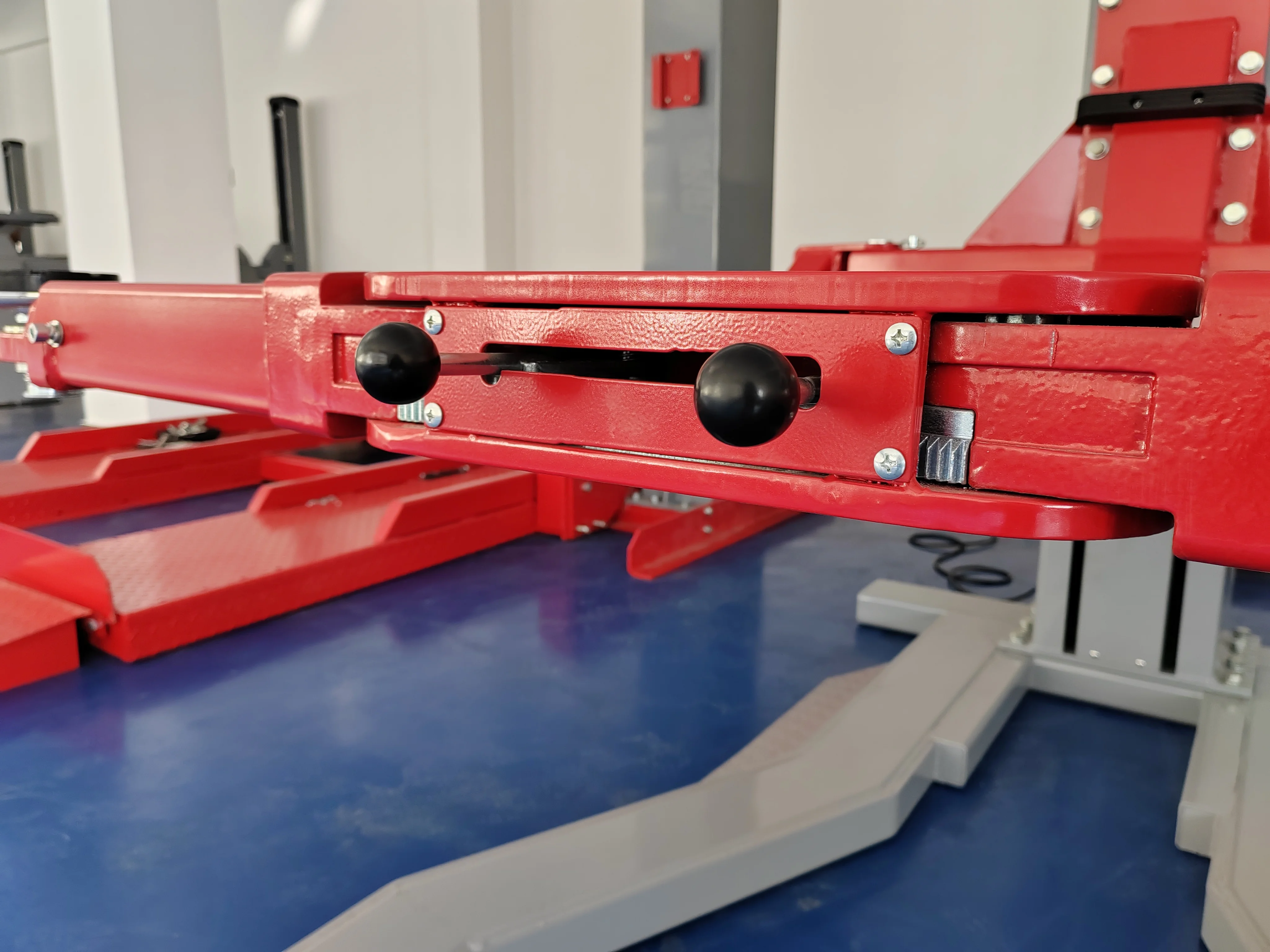 Factory Direct Supply Movable Single Post Hydraulic Auto Lift With Ce ...
