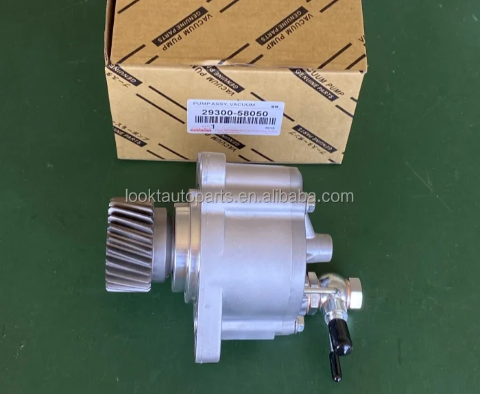 Mitsubishi 4D56 Diesel Engine Alternator Vacuum Pump MD618182
