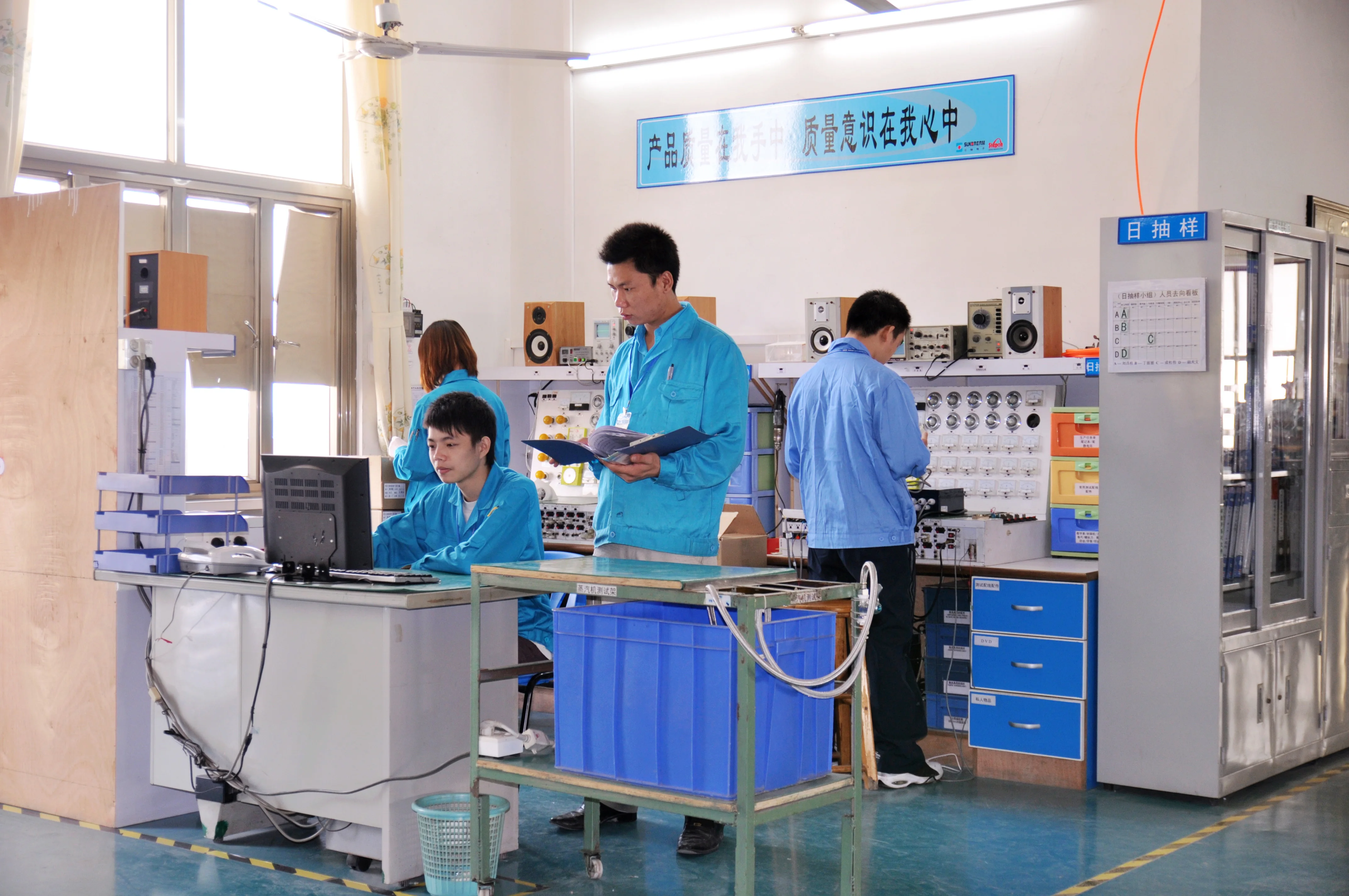 Smart Water Tap - 5 Stars Hotel Standard Modern Deck Mount