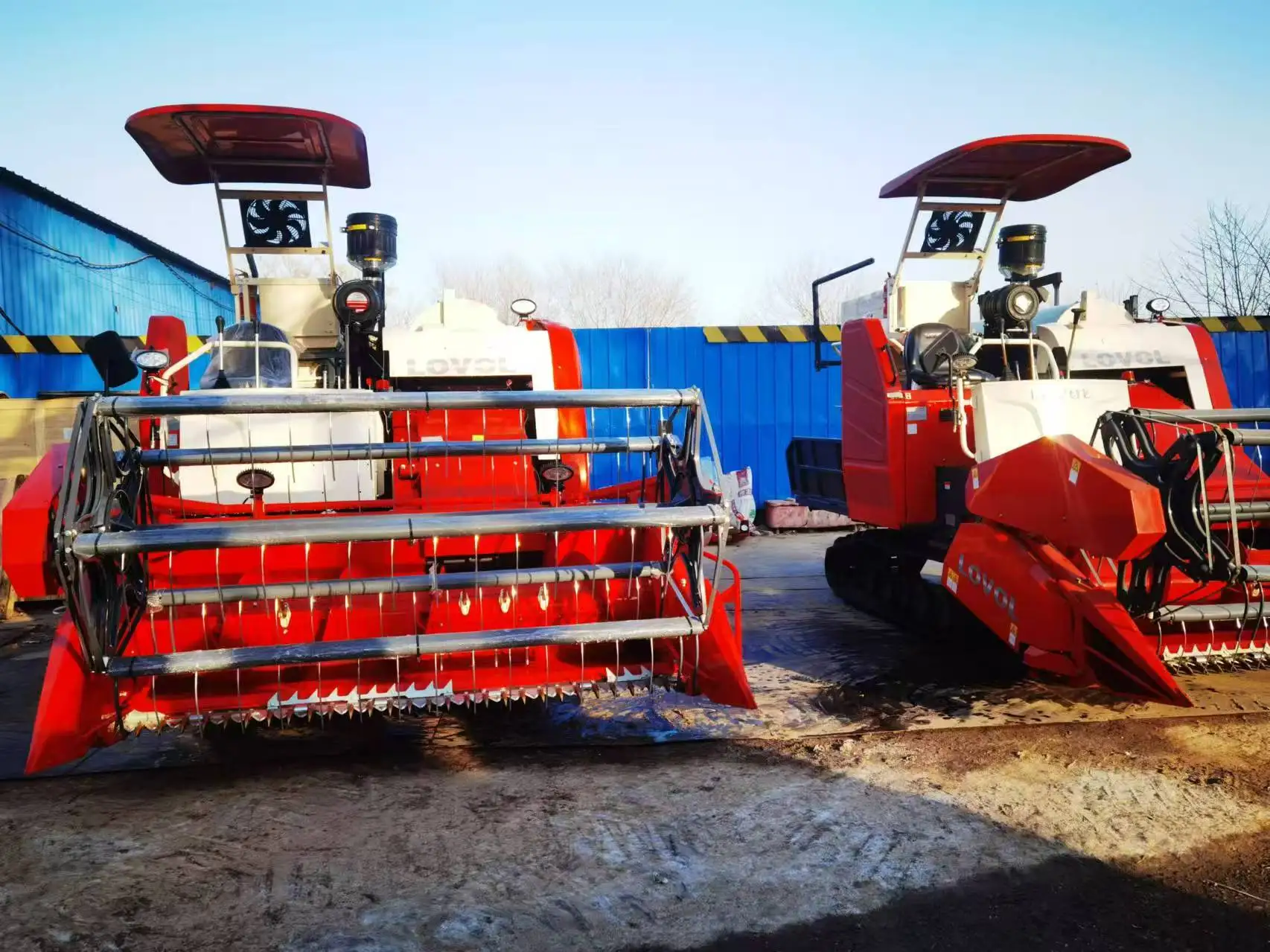 LOVOL 100HP Agricultural Harvesting Machine - Combine Harvester