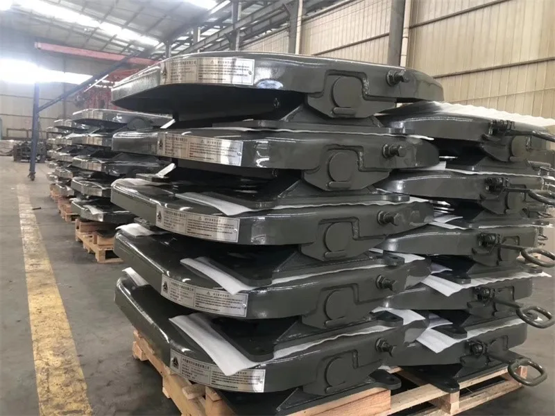 SINOTRUK HOWO Truck Parts - Traction Seat Assembly WG9121935000