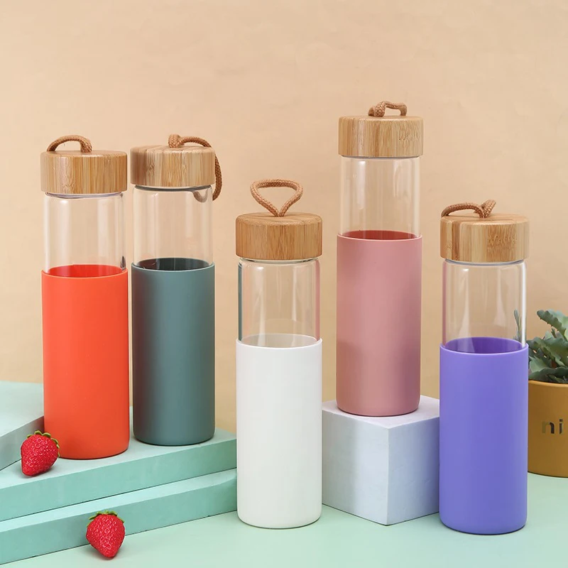 550ml Custom Bamboo Lid Water Glass Bottle with Silicone Sleeve ...