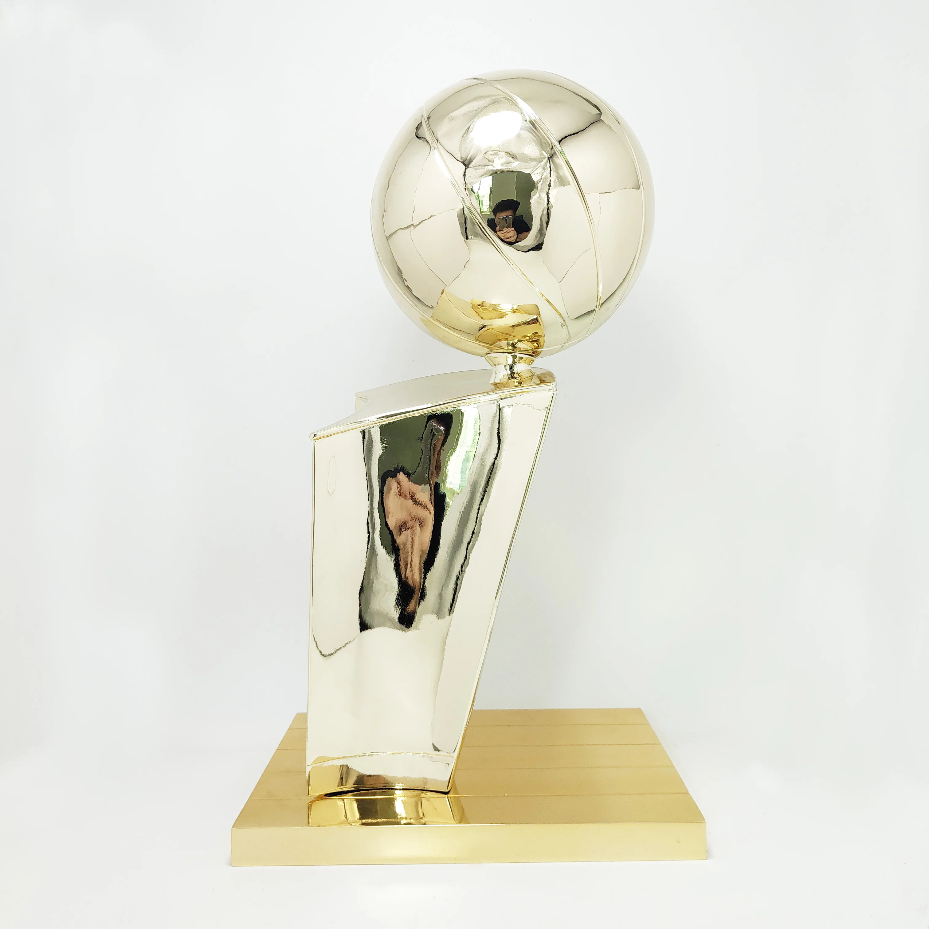 Customized NBA Basketball Trophy Souvenir Gift Metal Soccer Ball Trophy ...