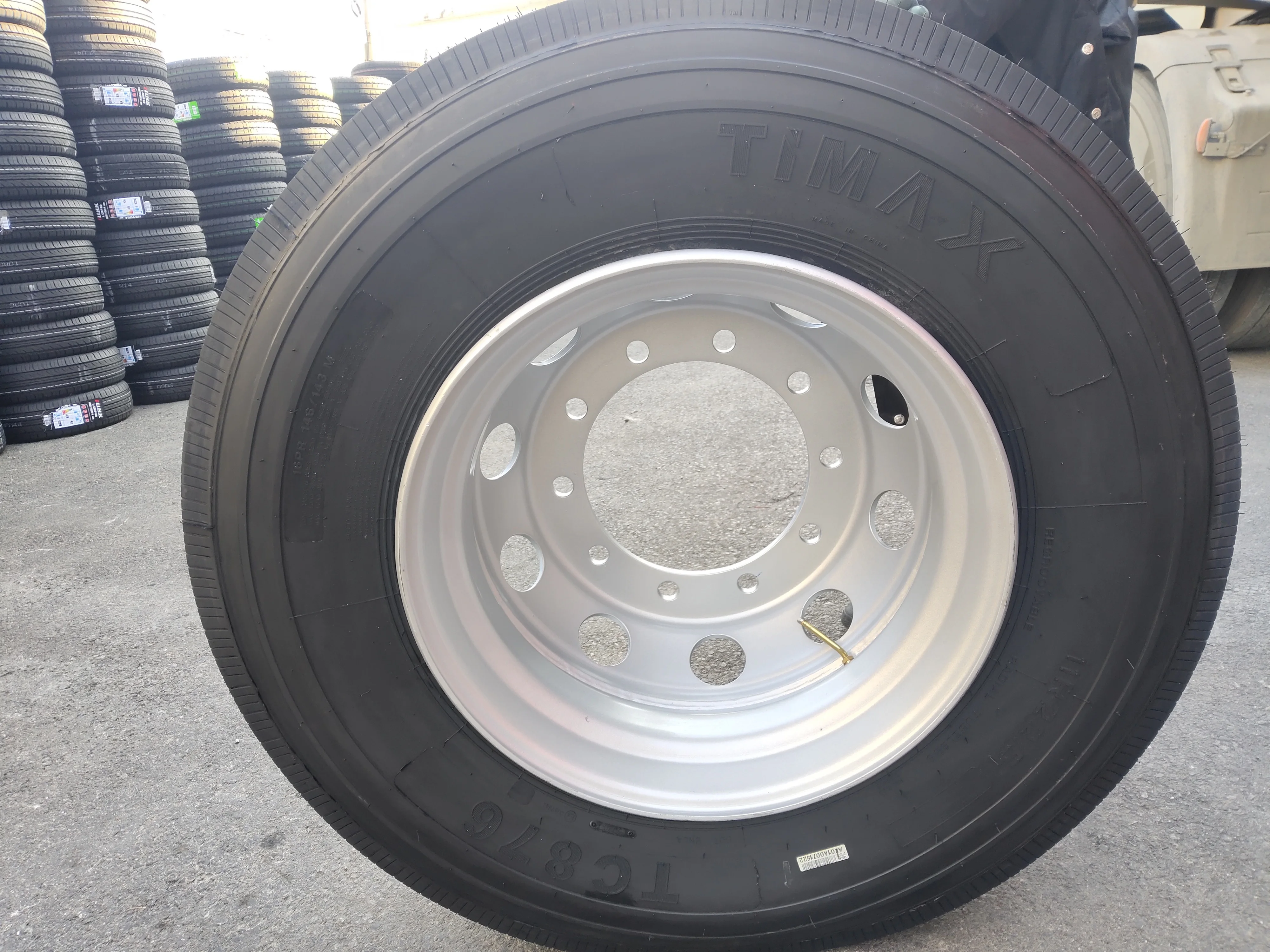 Chinese Origin Truck And Bus Tires Timax Brand 11r22.5 12r22.5 1100r20 Llantas,Cheap Truck Tyres ...