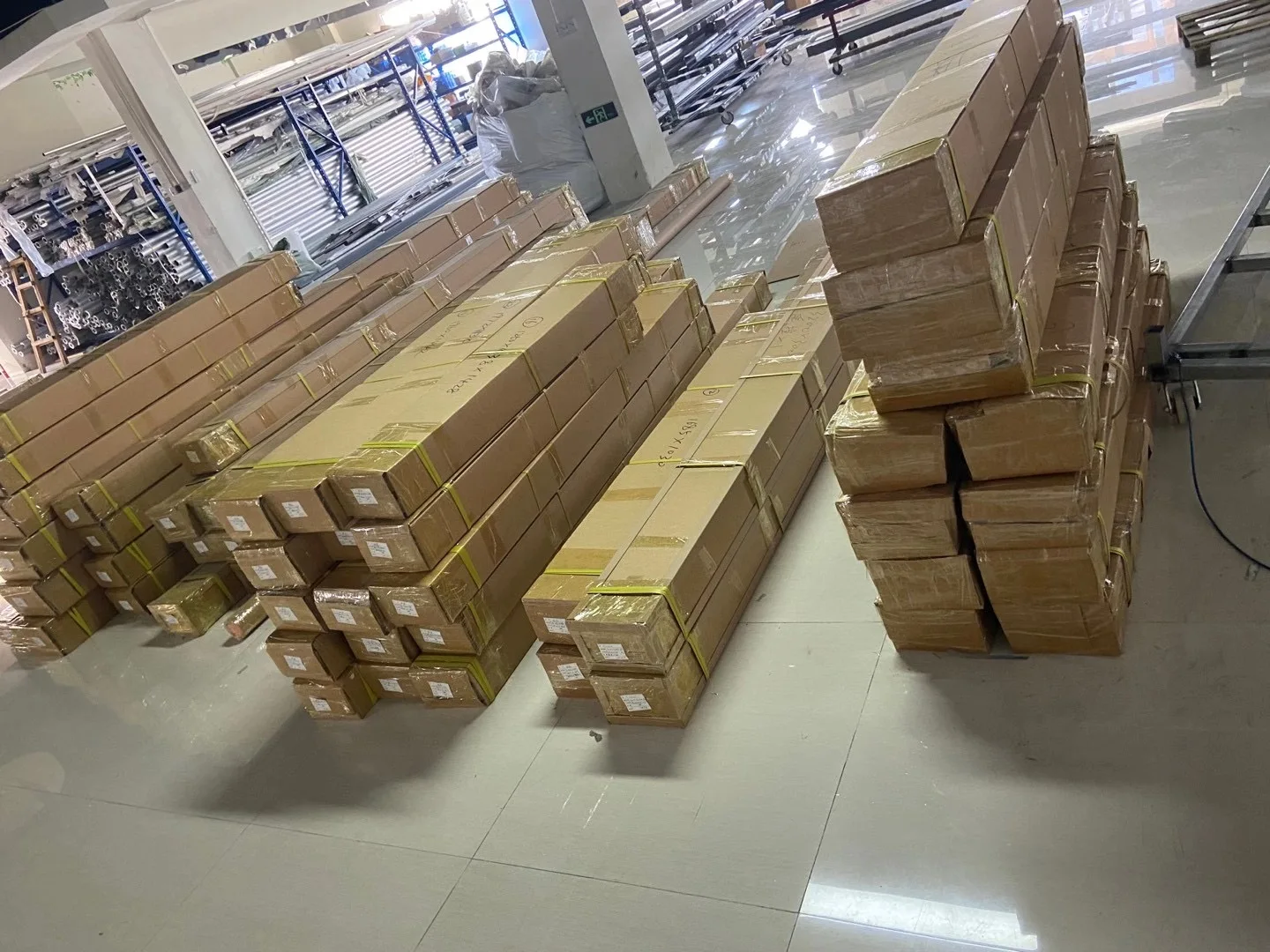 Smart Control Windproof Zip Track Roller Blinds Motorized Transparent ...