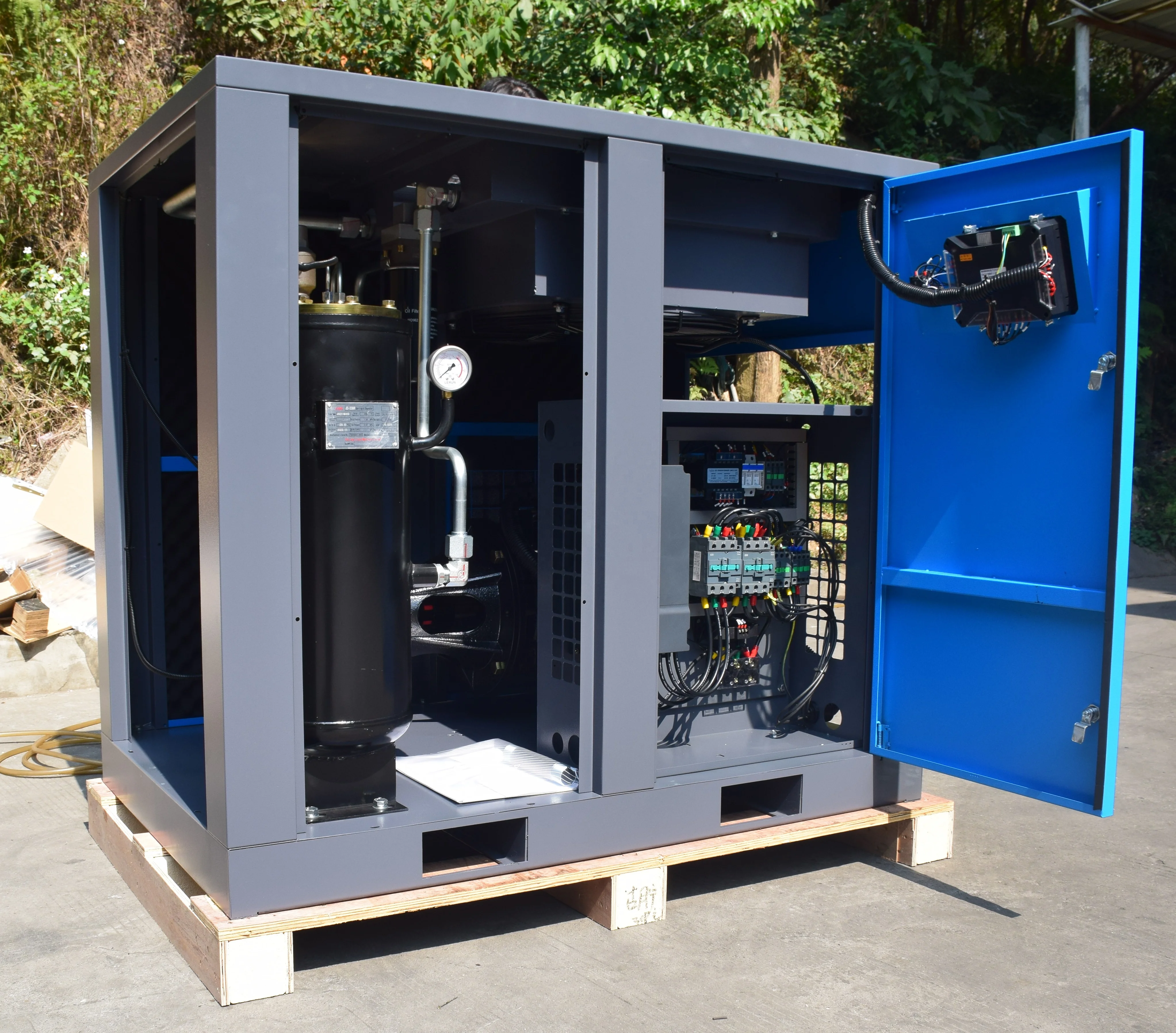 Industrial Rotary Screw Air Compressor Energy Saving Direct Driven 15 ...