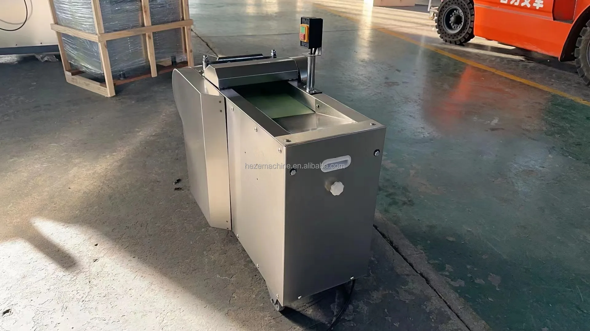 Herb Cutting Machine - Precision for Leaves & Vegetables