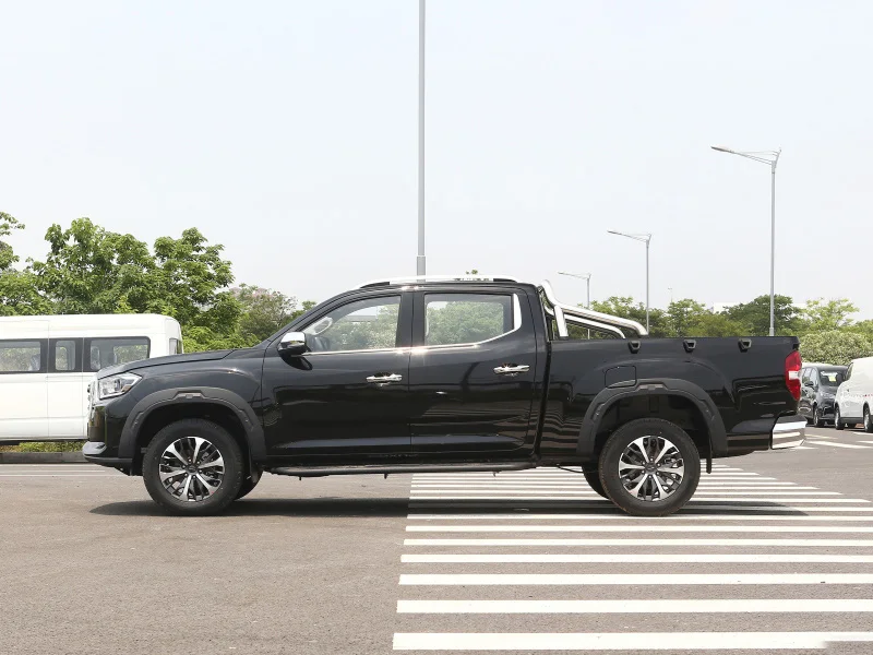2023 2024 Saic Maxus T70 Pickup Truck 2.0t Diesel Automatic Two-drive ...