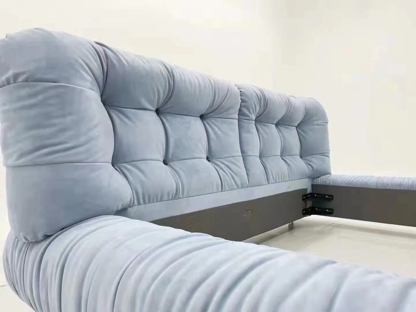 Italian Milano Bed Design Foshan Furniture Wholesale Price Upholstered ...