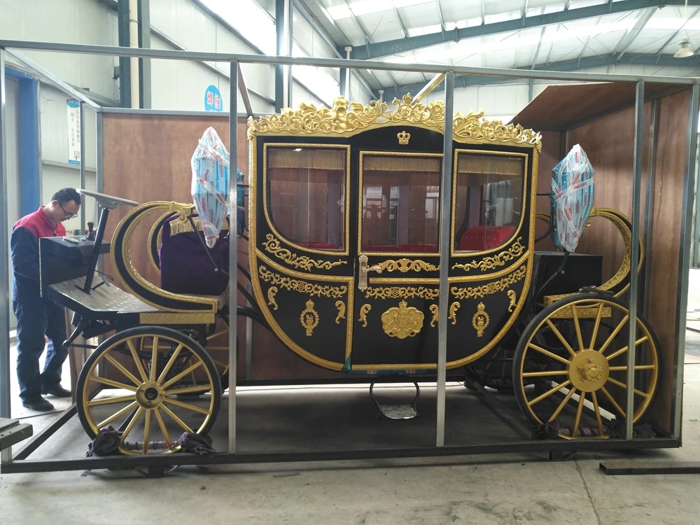 Golden Luxury Classical Princess Royal Carriage Wedding Sightseeing ...