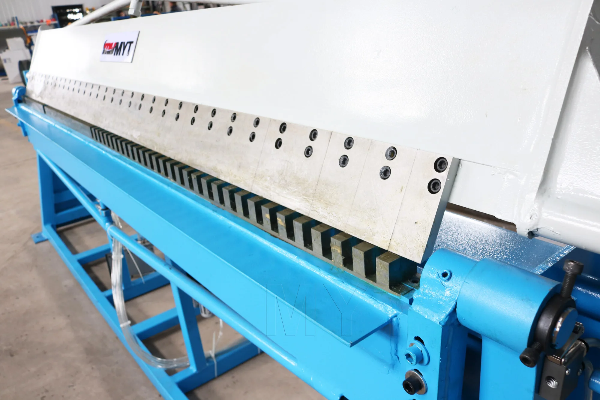 MYT Pneumatic Sheet Press Brake - Efficient Duct Making