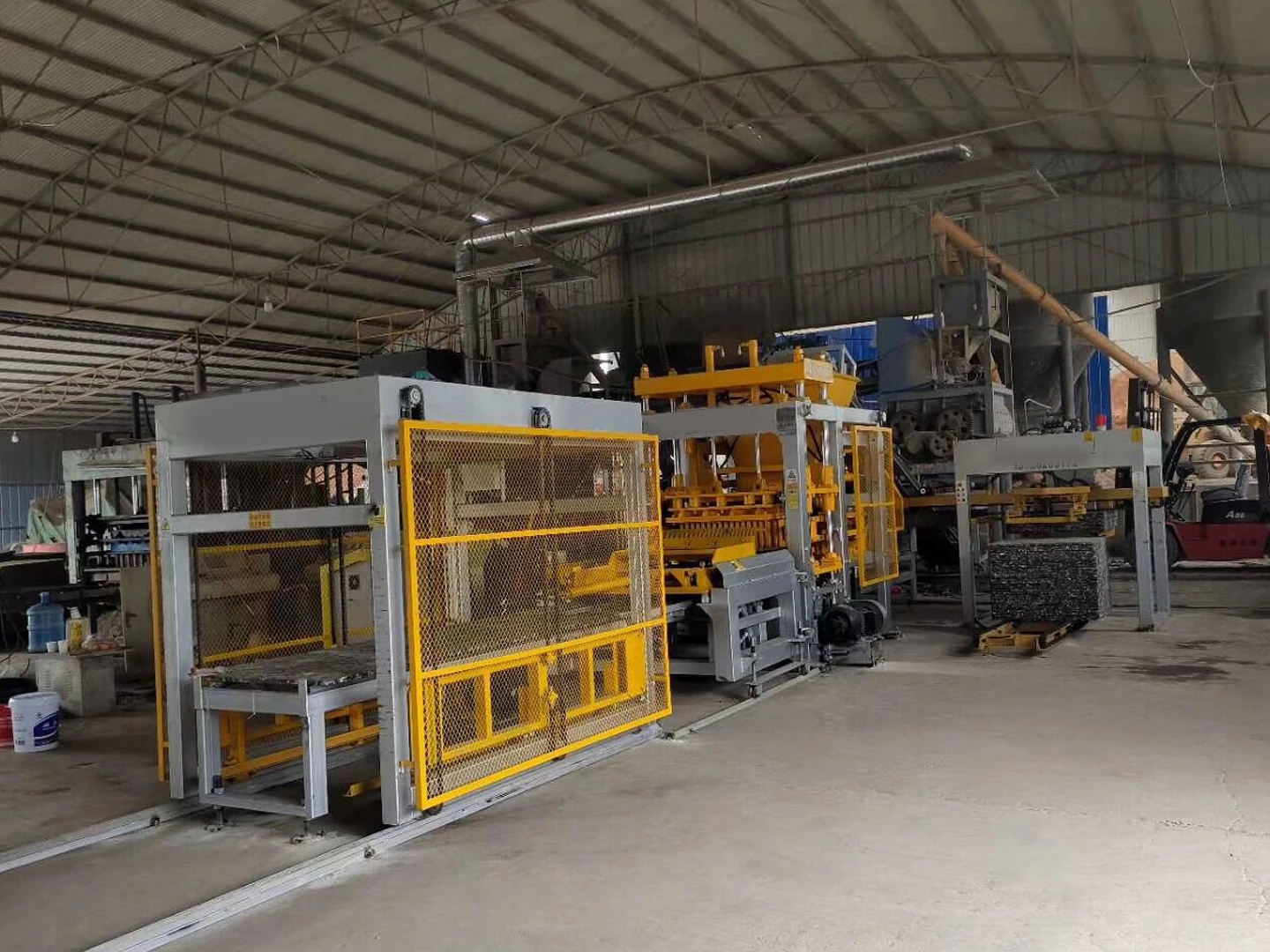 Xcmg Official Mm8-15 Commercial Automatic Cement Brick Making Machine ...