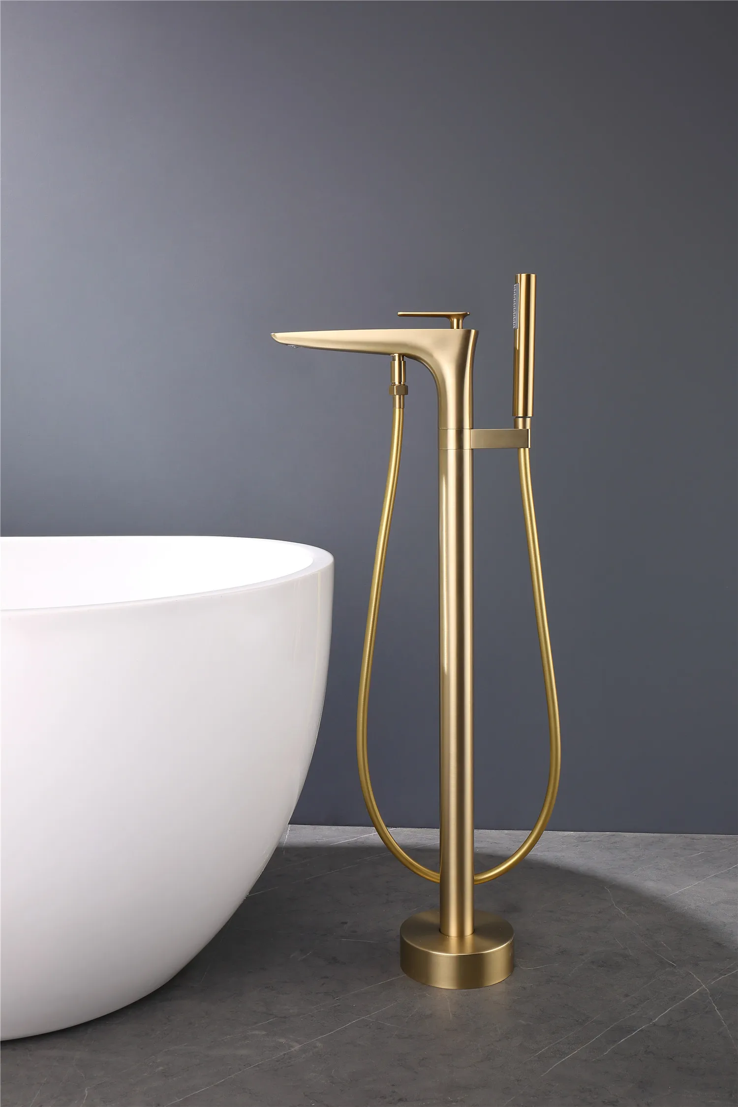 Luxury Design Brass Hot And Cold Mixed Two Functional Bathroom Brushed