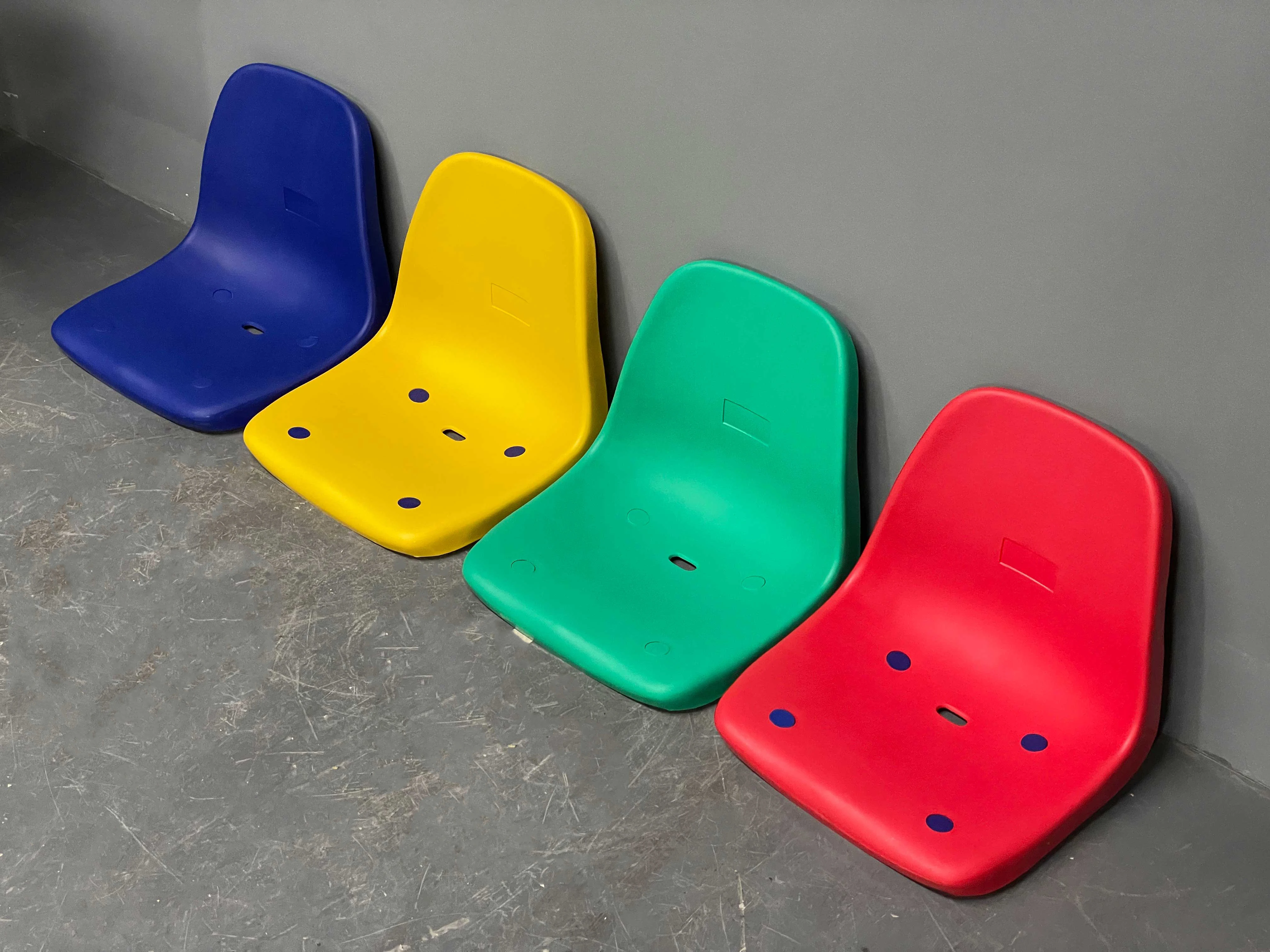 Stunity Wholesale Football Stadium Chair - Durable & Comfortable