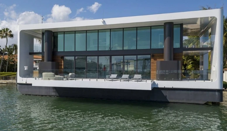 Luxury Modular Floating House - Prefabricated Container Home