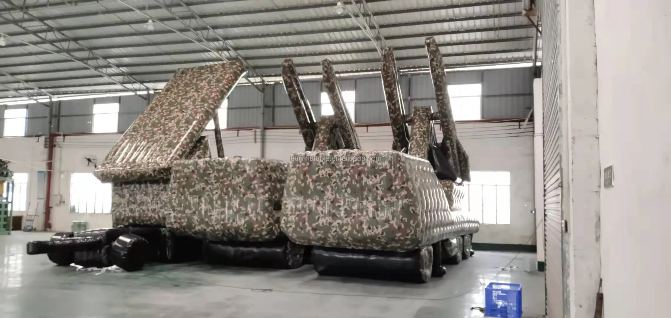 Air Tight Inflatable Bunkers Realistic Inflatable tank for Sale ...