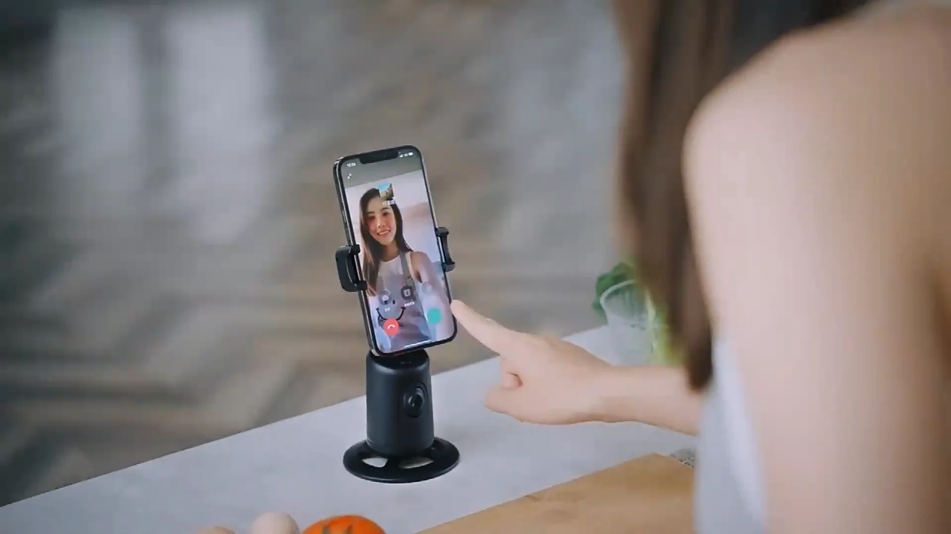 360 Degree Smart Shooting Selfie Stick Phone Holder Auto Face