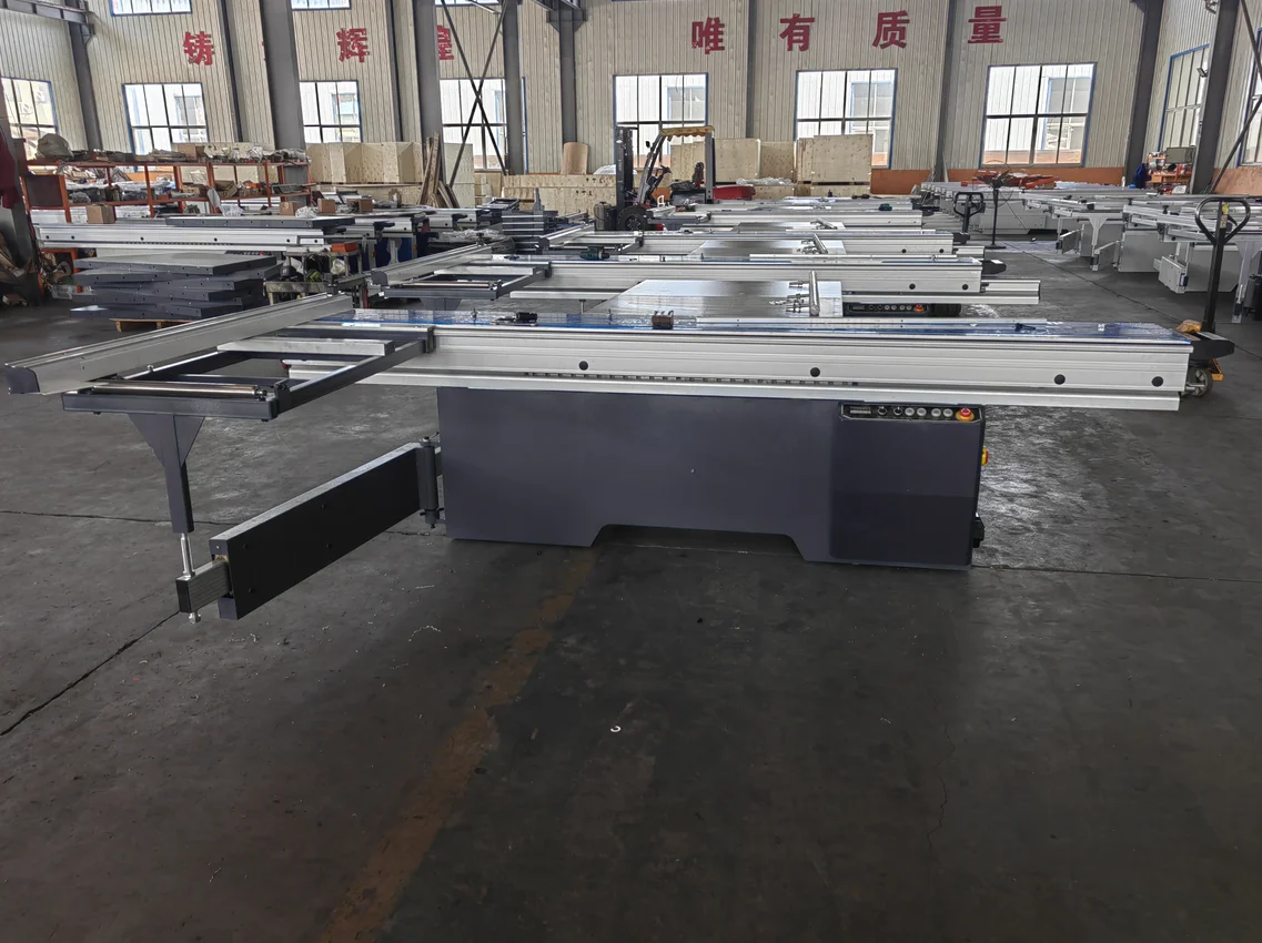 LB3200H Woodworking Plywood Cutting Machine - Precision & Power