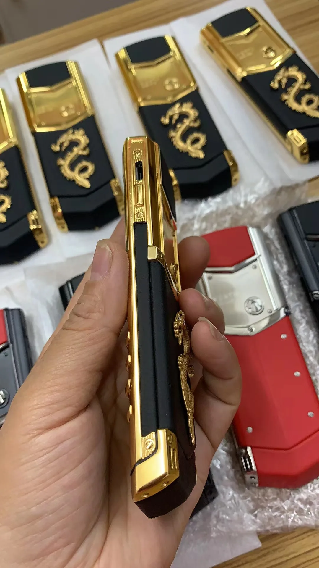 New Hot sale unlocked luxury vertue Mini phone K8 + golden dragon ...