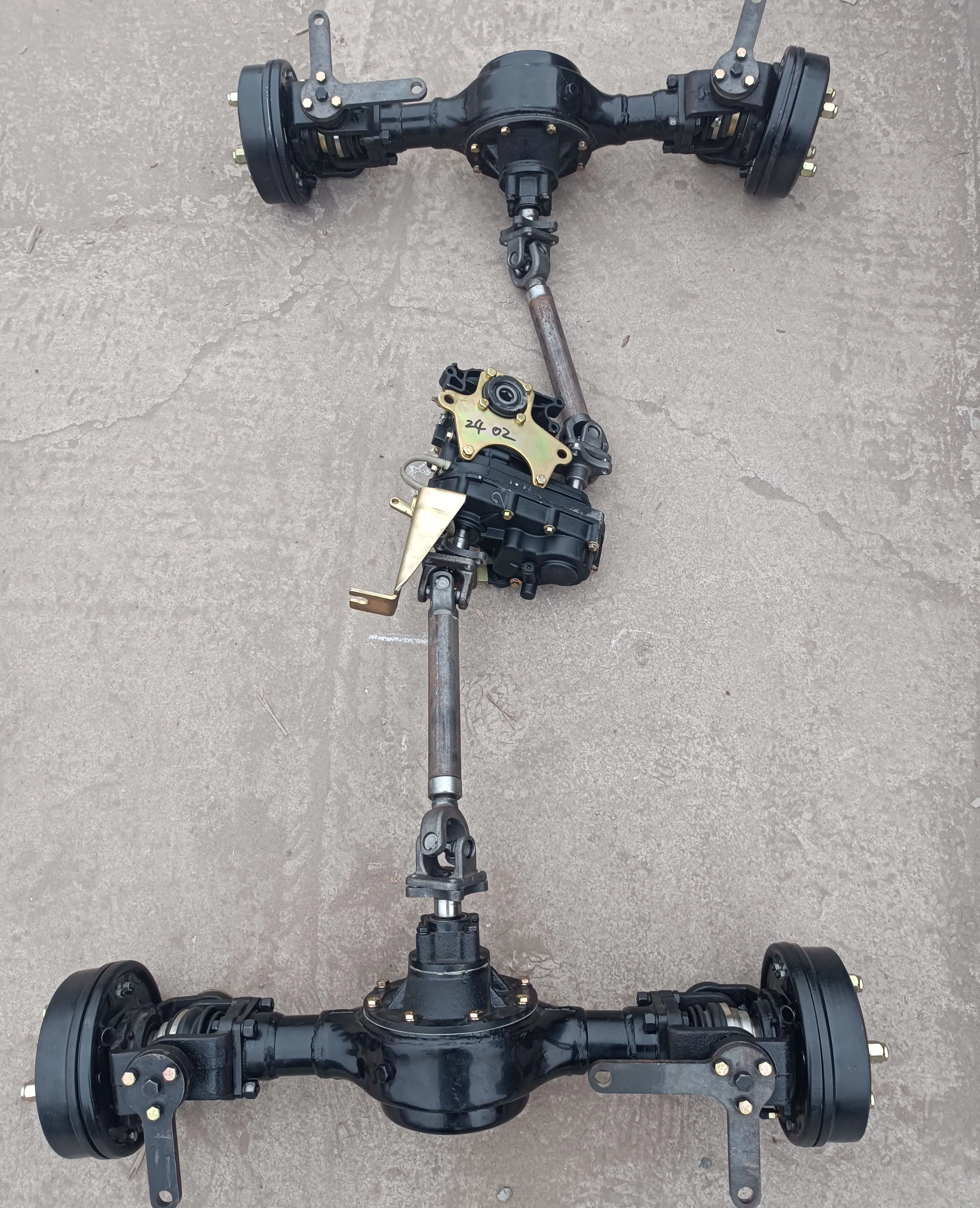 4WD Gasoline Engine Drive Transmission Chassis - New